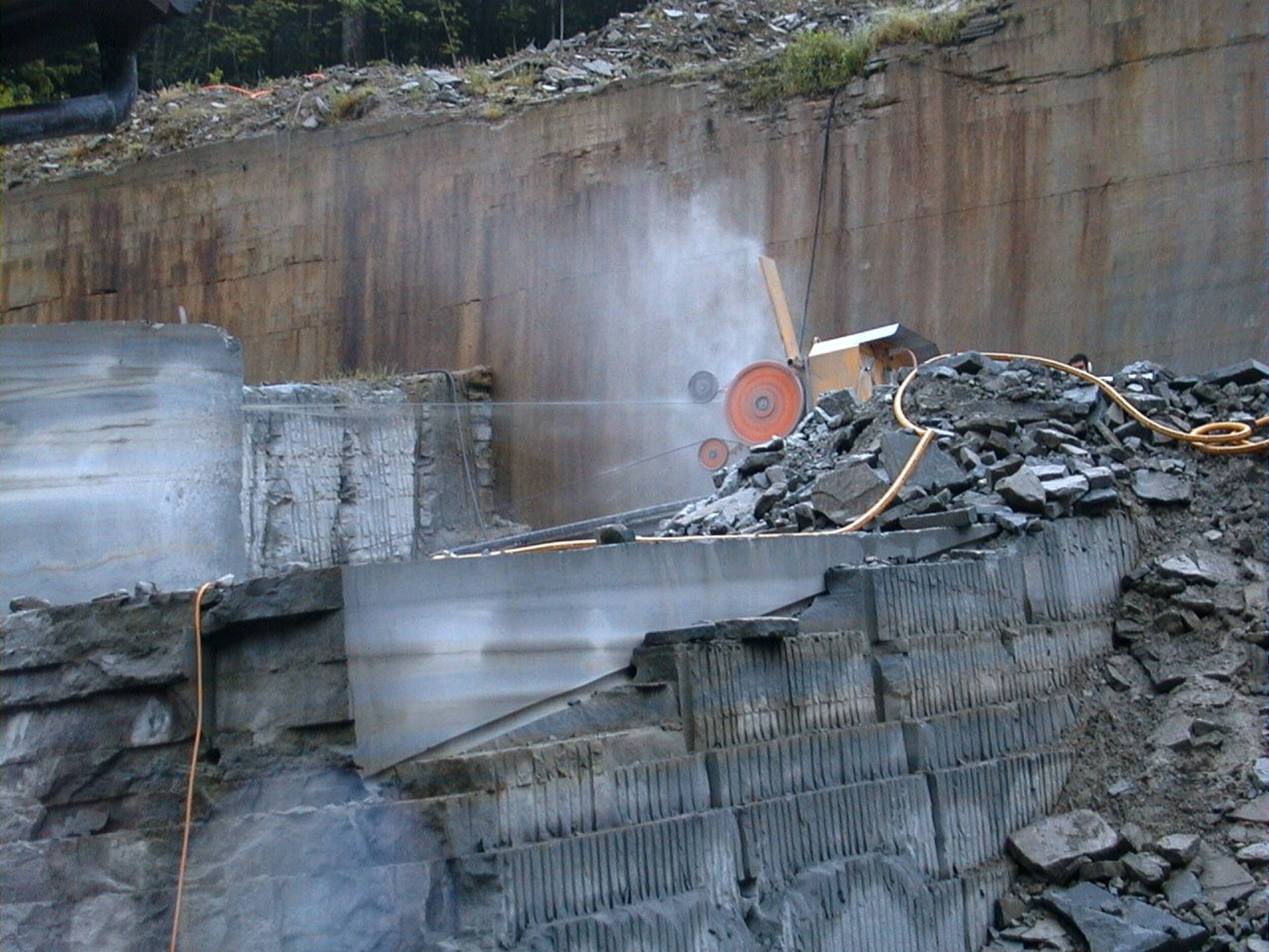 Geschichte - Awag Steinbruch